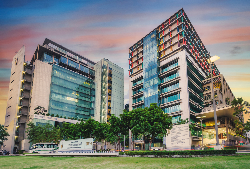 Siriraj Piyamaharajkarun Hospital - ศิริราชมูลนิธิ (Siriraj Foundation)